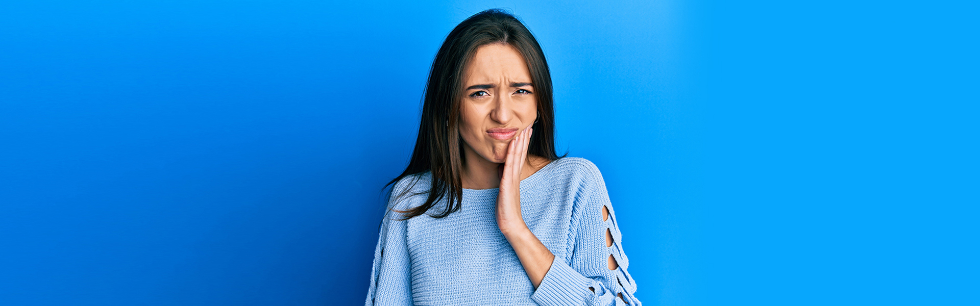 How to Treat Deep Grooves in Front Teeth?